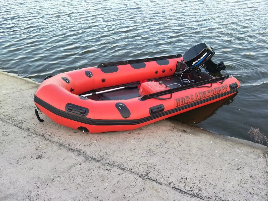 Fast Inflation Red Color Water Rescue Boats 3.8 Meter For Fire Station
