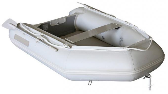 2.7 Meter Lightweight Inflatable Dinghy Tender For Yachts Sailboats